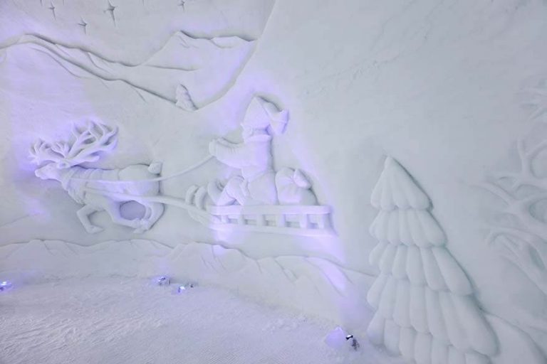 Tromsø Ice Domes: What to Expect & Best Snow Park Tours