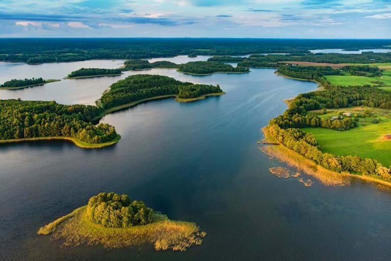 27 Top Things to Do in Lithuania (+Insider Tips & Map of Best Places)