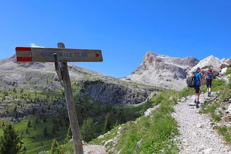 Cinque Torri, Dolomites: Easy Hike with Best Views (+Map & Info)