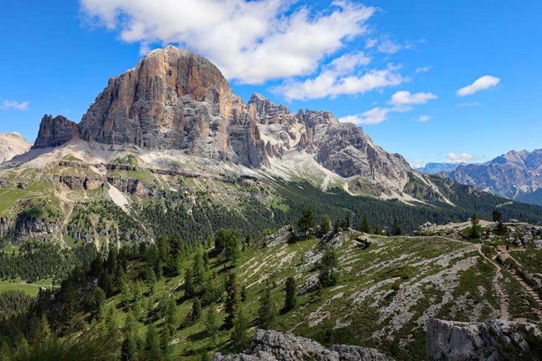 Cinque Torri, Dolomites: Easy Hike with Best Views (+Map & Info)