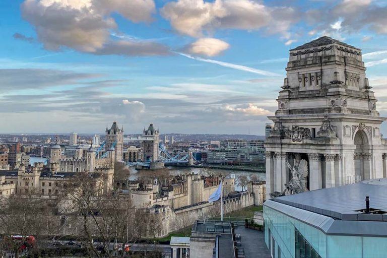 23 Best Views in London: Skylines, Rooftop Bars, Viewpoints & More