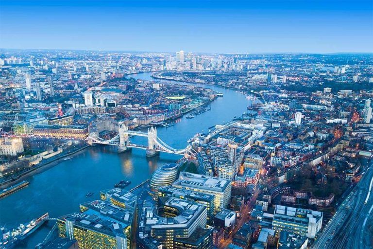 23 Best Views in London: Skylines, Rooftop Bars, Viewpoints & More