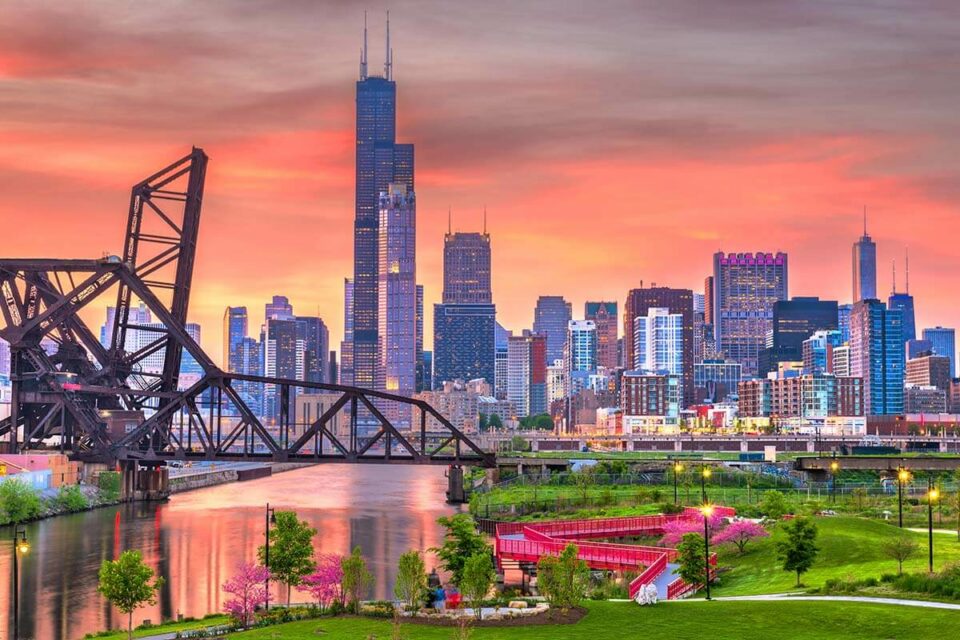 Traveling to Chicago for the First Time: 13 Tips & Tricks