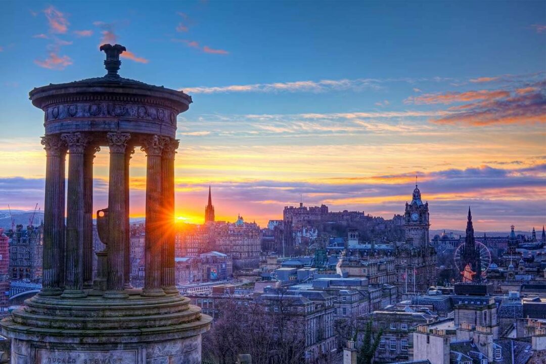 Visiting Edinburgh for the First Time: 17 Tips & Tricks