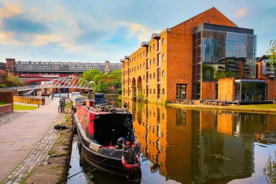 15 Best Things to Do in Manchester, UK: Top Sights & Attractions (+Map)