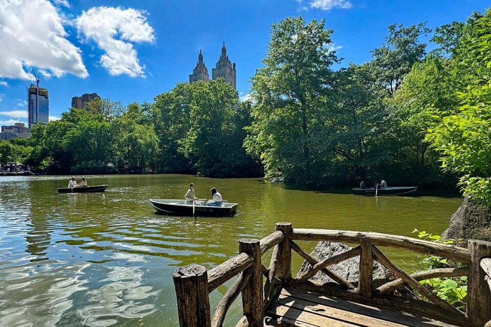 15 Iconic Spots & Things to See in Central Park (+Map & Tips)