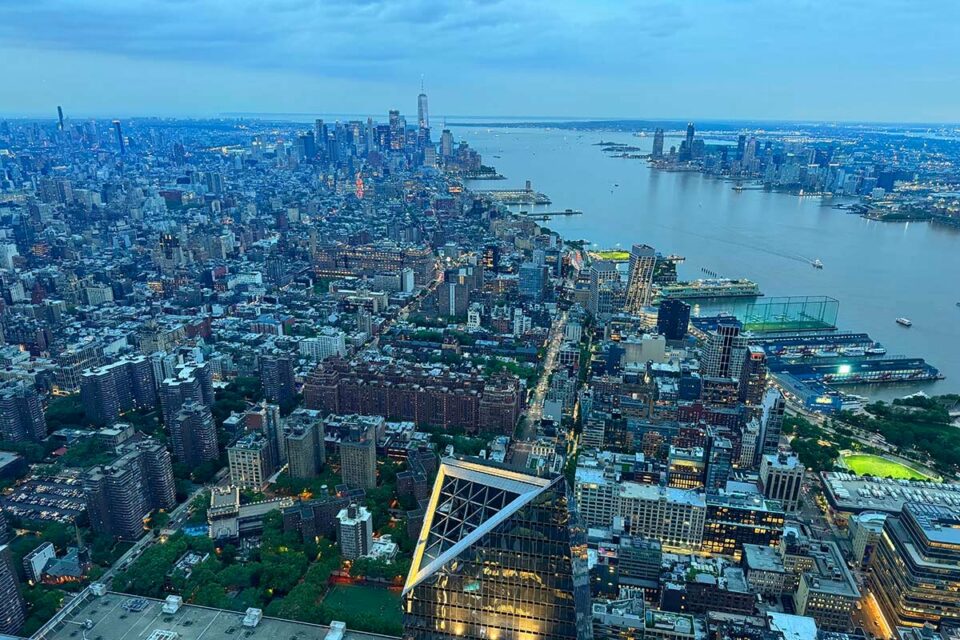 5 Best Observation Decks in NYC (+3 Unique Viewing Platforms)