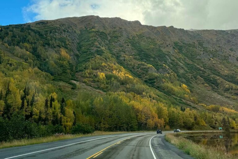 Epic Alaska Road Trip Itinerary for 2 Weeks (+Map & Tips)