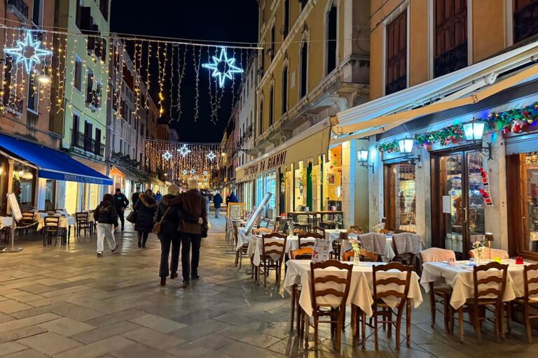 What It's Really Like to Visit Venice in December (+ Weather & Seasonal ...